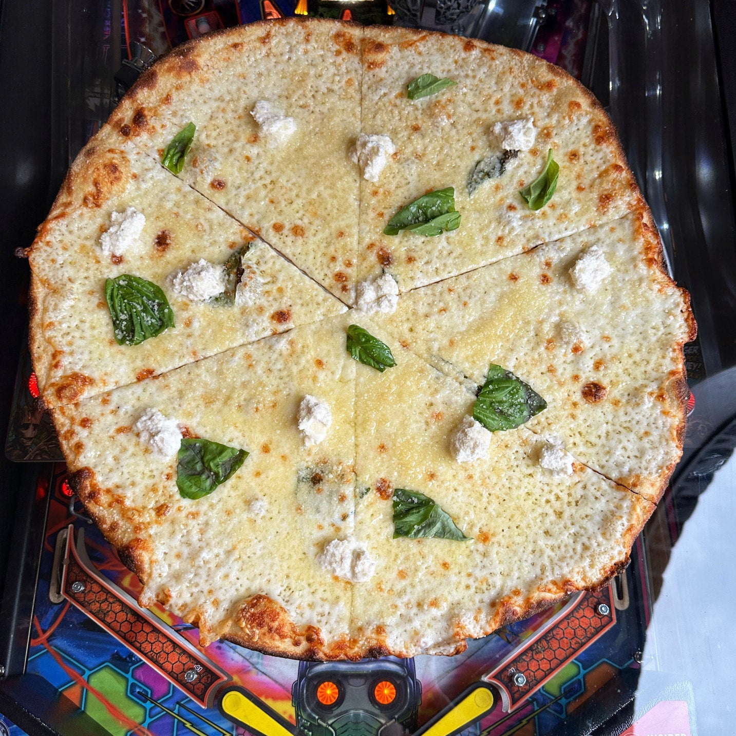 White pie | Bunnie's Pizza